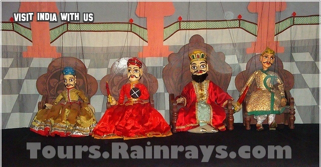 Tourist Attraction India: Bharatiya Lok Kala Museum Udaipur