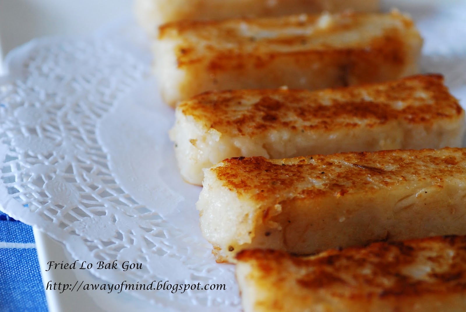 Awayofmind Bakery House: Fried Lo Bak Gou (Pan Fired Radish Cake) 煎罗卜糕
