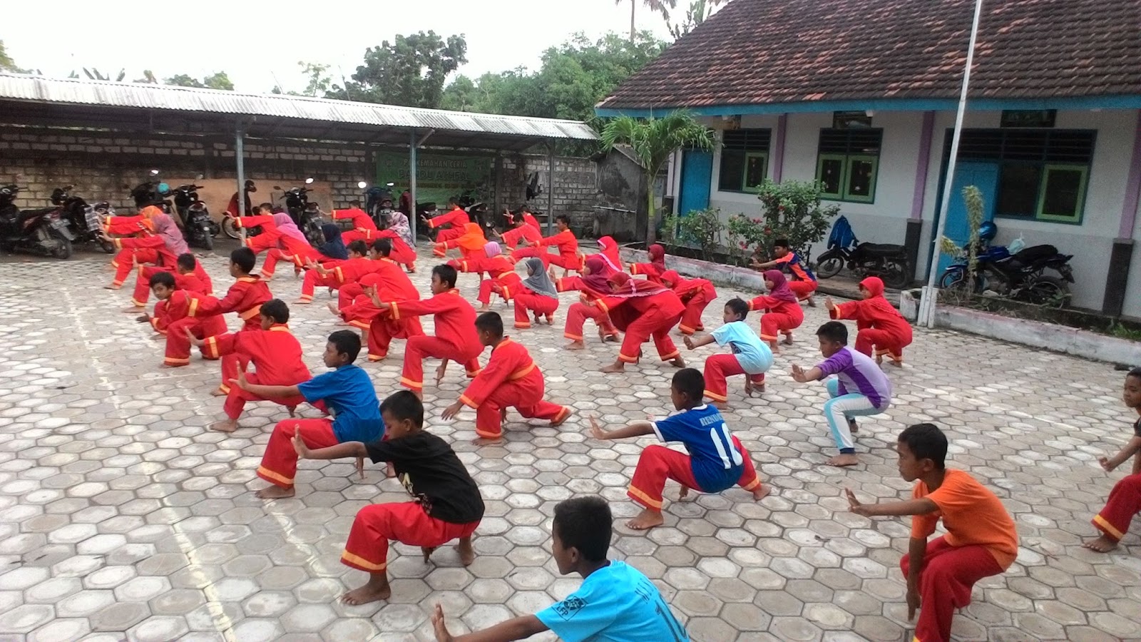 MI Muhammadiyah Latukan: EKSTRA TAPAK SUCI