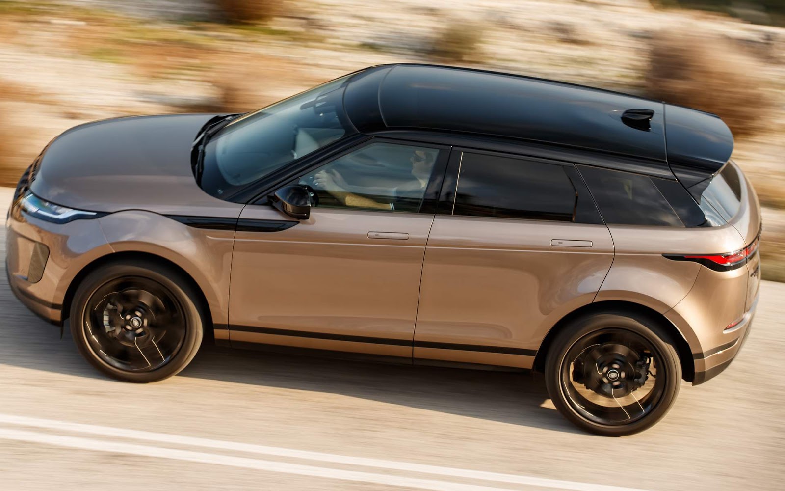 Range Rover Evoque 2020 aposta em luxo e refinamento