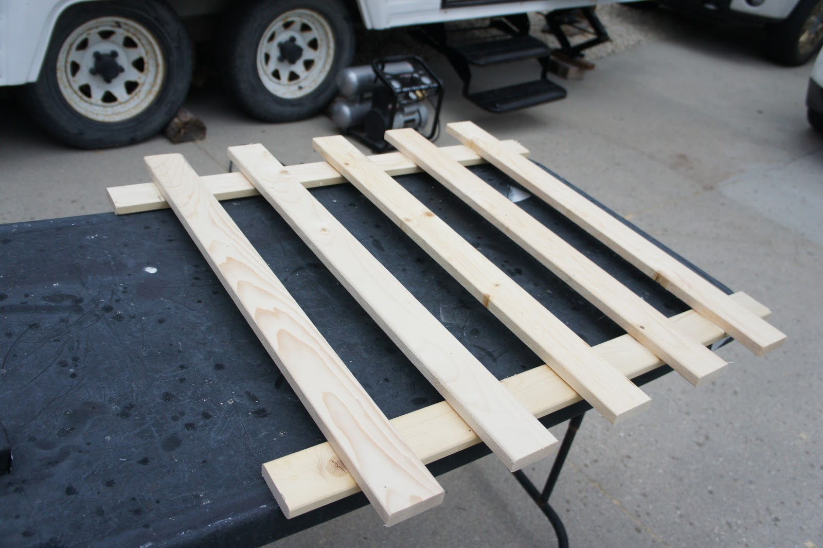 Alice gets a makeover: Ep. 12 - DIY RV Daybed