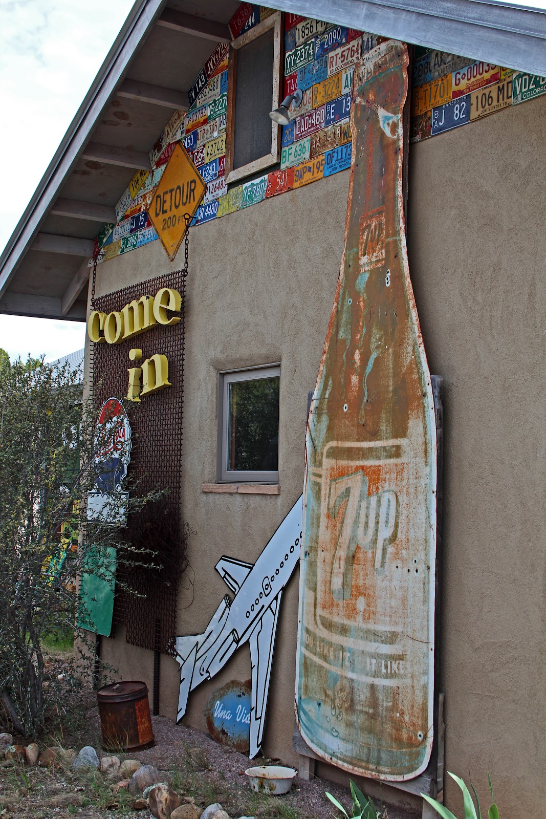 Chasing Santa Fe: The Houses that Sparks Built - El Rito