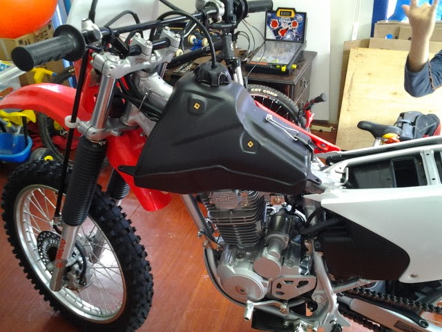 Project CRF 230 F: New plastics