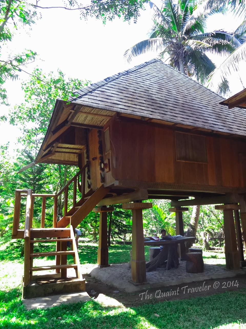 The Quaint Traveler: Baler Lighthouse & Dicasalarin Cove, Baler, Aurora