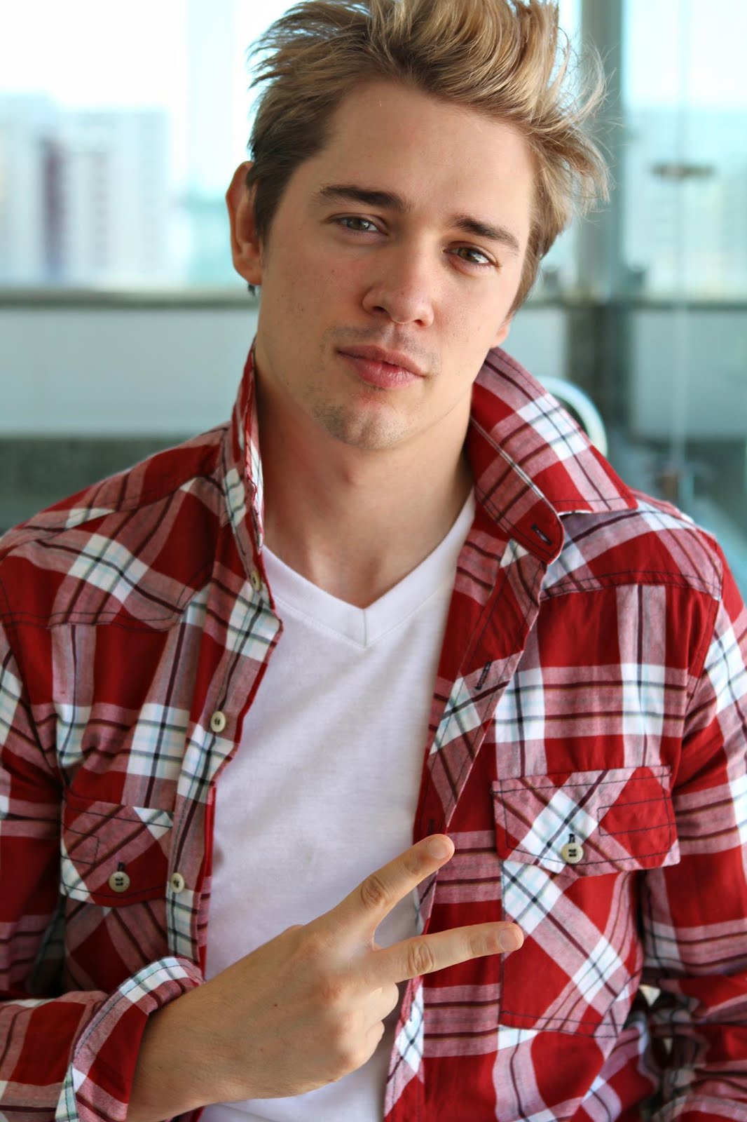 (( THIAGO SANTÊ )) The BLOG.: Entrevista com cantor americano Jesse Hart