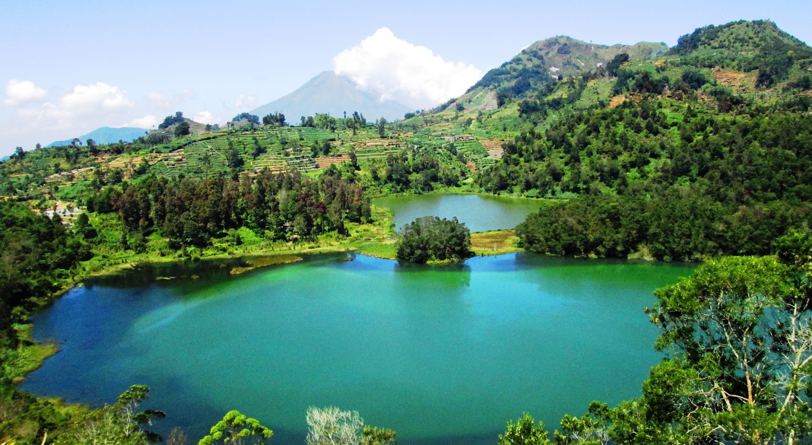 Telaga Warna Dieng, Telaga Yang Indah Dipandang | Travelling Indonesia
