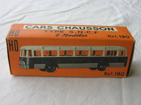French Model Railway: HO scale buses