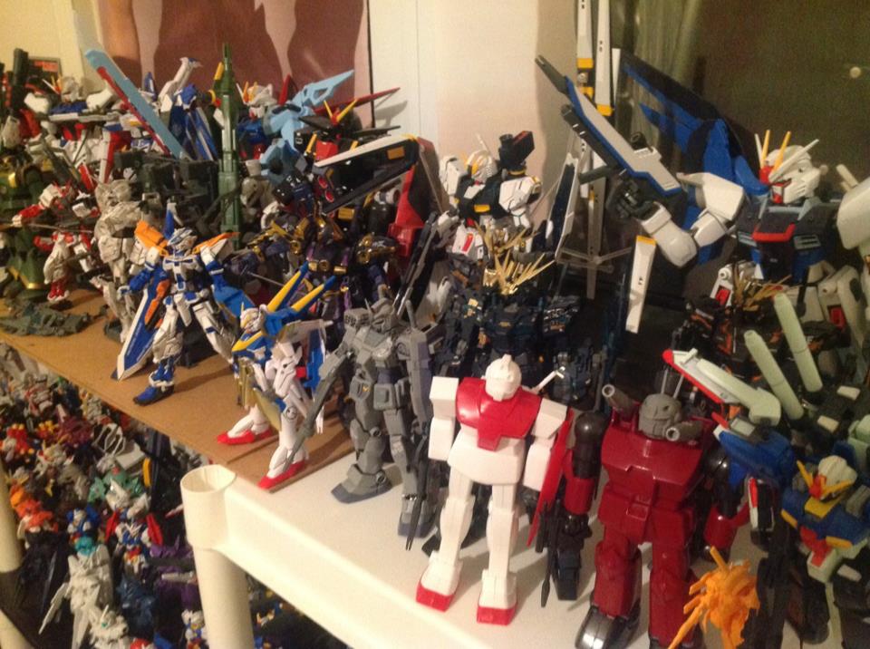 Gundam Kits Collection: Moving stuff