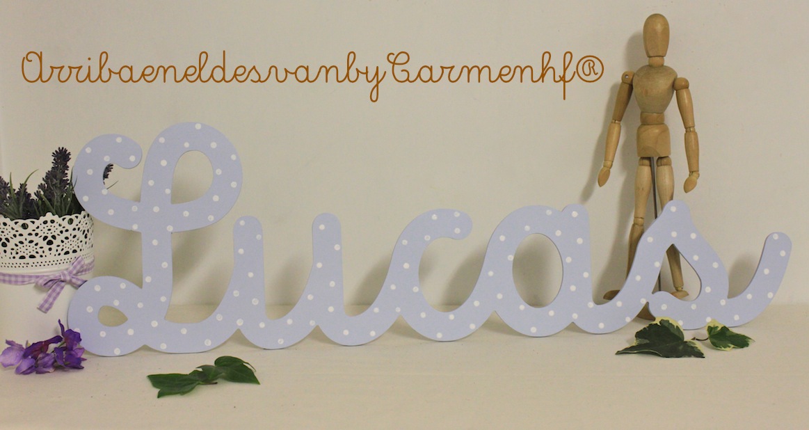 letras de caligrafía infantil para LUCAS