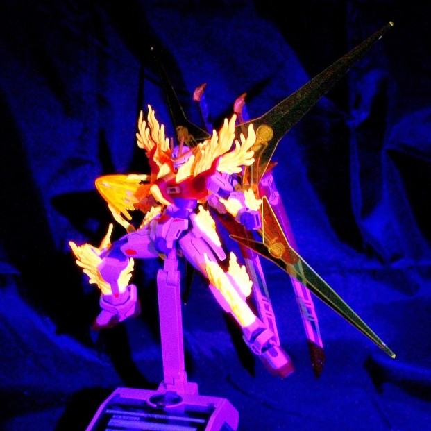 Custom Build: HGBF 1/144 "Star" Try Burning Gundam - Gundam Kits ...