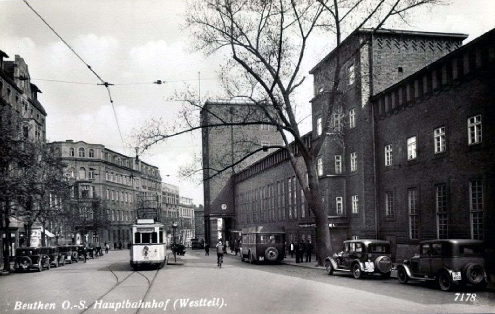 transpress nz: tram in Beuthen, Germany, circa 1935