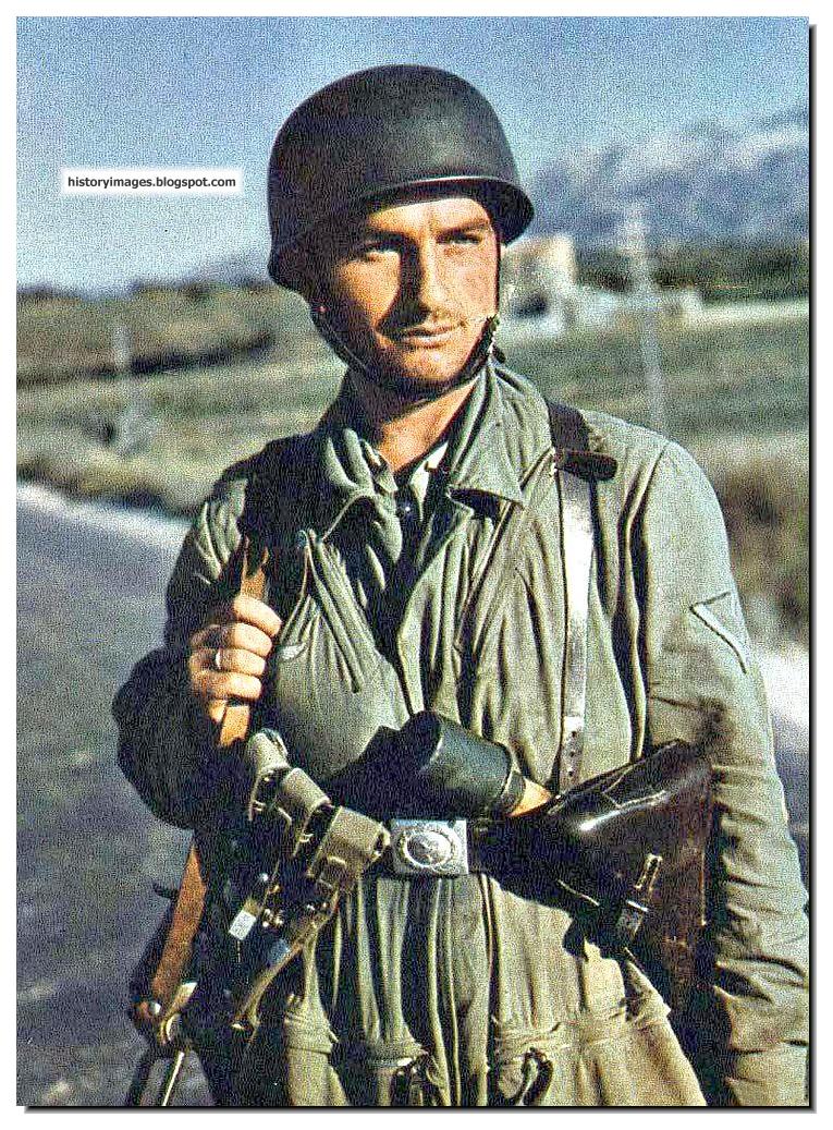 HISTORY IN IMAGES: Pictures Of War, History , WW2: German Soldiers ...