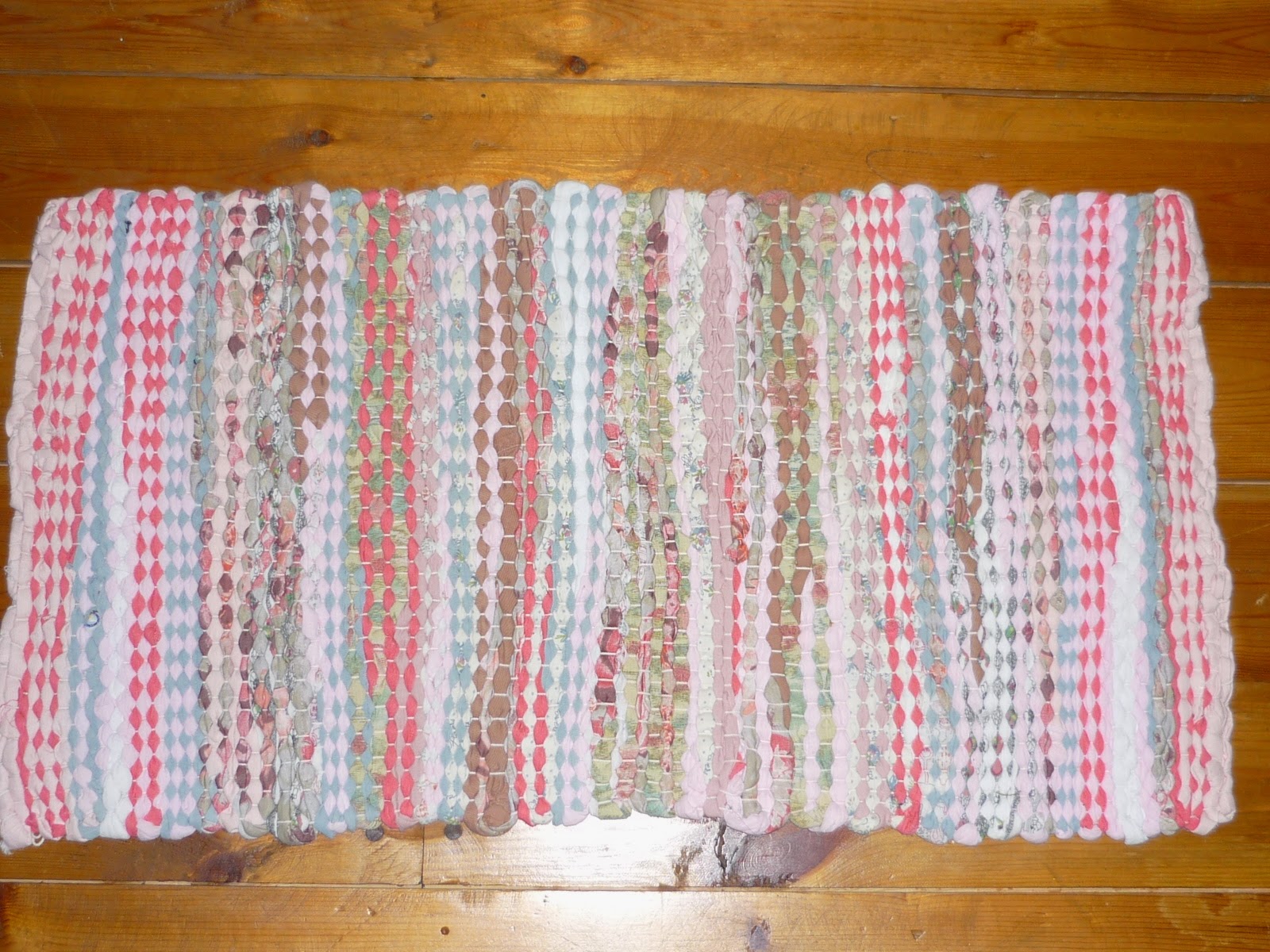 Rags to Rugs - Recycling Clothes into Carpets