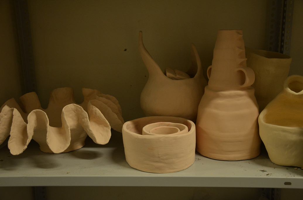 KARYA SENI HALUS: SERAMIK SENI HALUS