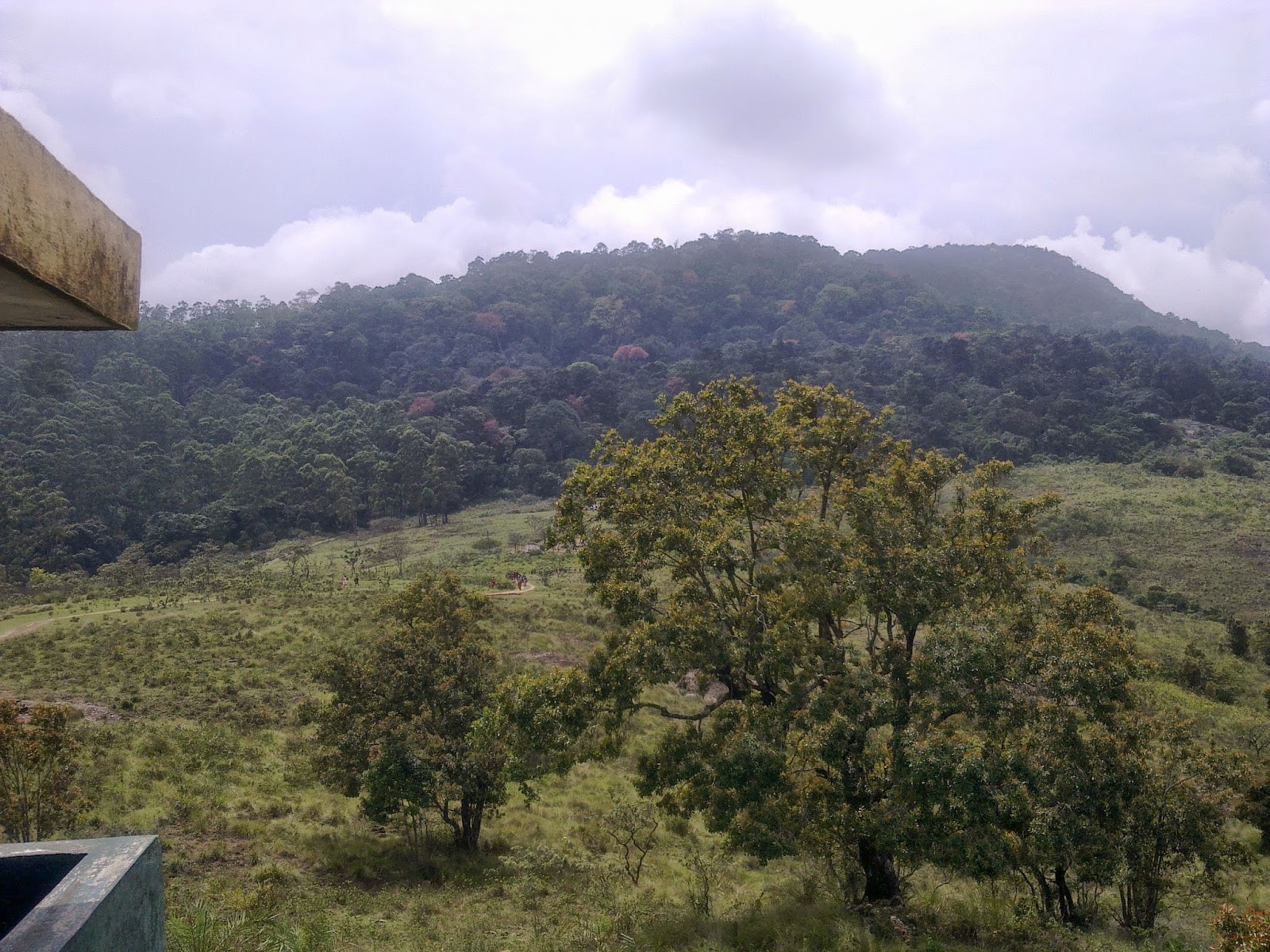 Srinivazen: Manimuthar falls, Kakachi, Manimuthar dam, Kuthiravetti tour