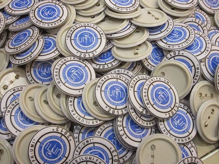 Design Pin | PERCETAKAN TERMURAH SURABAYA | REPUBLIC GRAFIKA