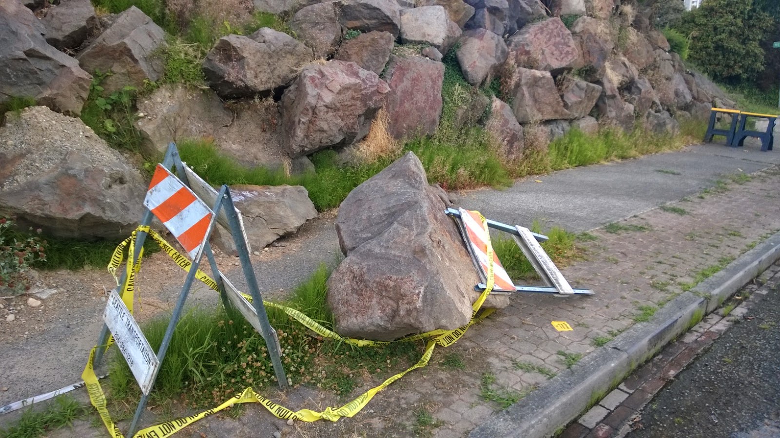 Laurelhurst Blog: Large Boulder Blocking Sidewalk For Last Few Months