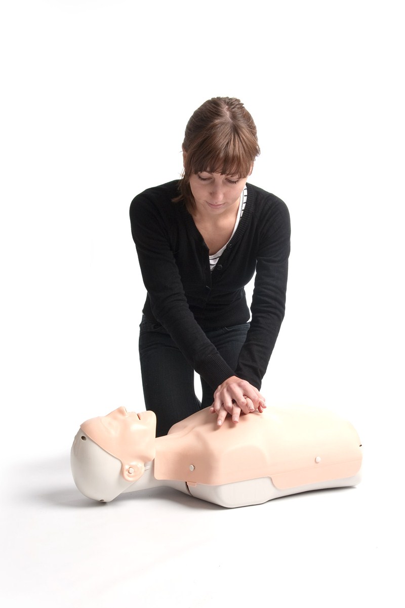 Manekin Laerdal Little Anne Paket 4 Orang Dewasa Manikin CPR/AED - Toko ...