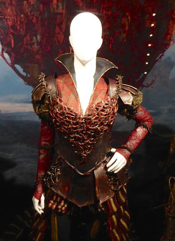 Hollywood Movie Costumes and Props: Red Queen Organic Armour costume ...