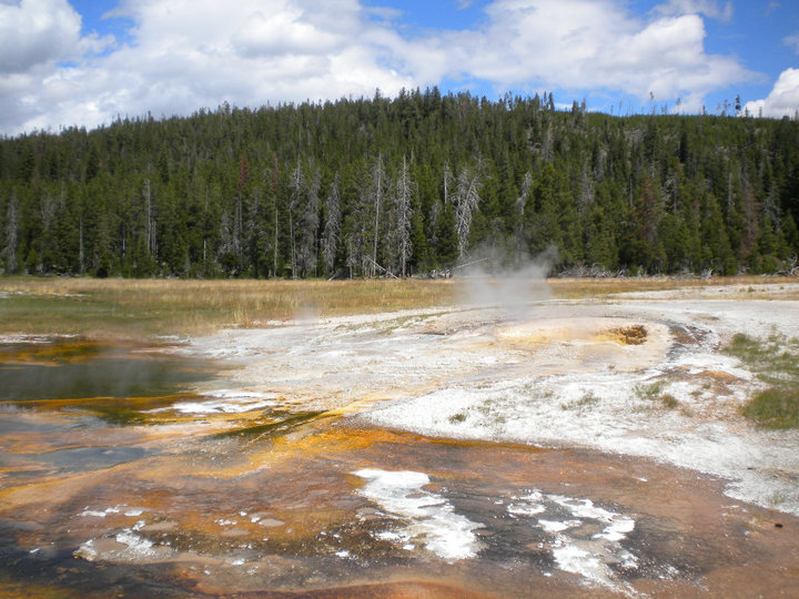 The Physical Geography of Yellowstone National Park: Rhyolite Caldera ...