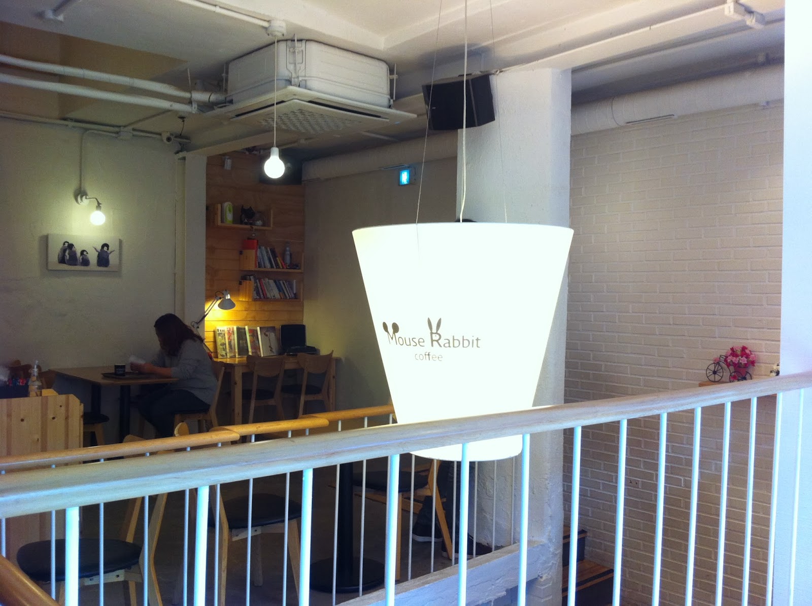 Mouse Rabbit Cafe