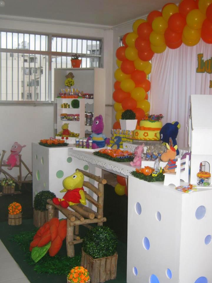 Floral Festas: Festa The Backyardigans