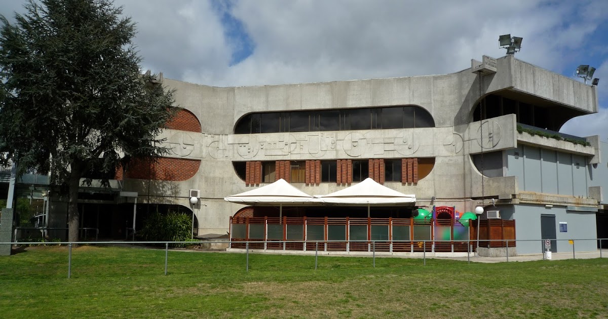 starkitecture: Veneto Club Bulleen. Something we can all enjoy