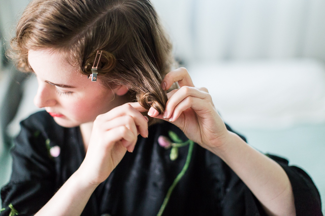 Mode de Lis: Vintage Pin-Curls for Short Hair · Tutorial