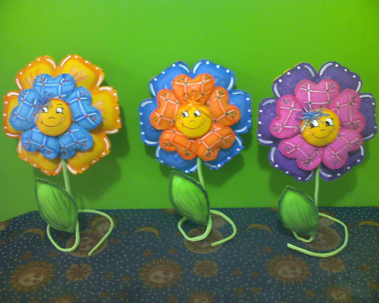 Lindas flores en foami - Imagui