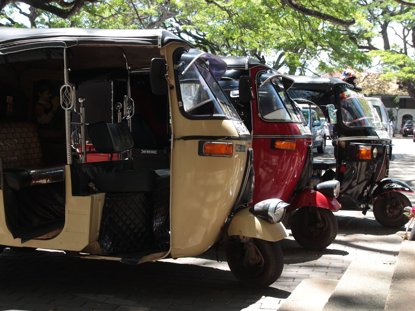 Hello Talalay: Tuk Tuks of Sri Lanka, Part 1