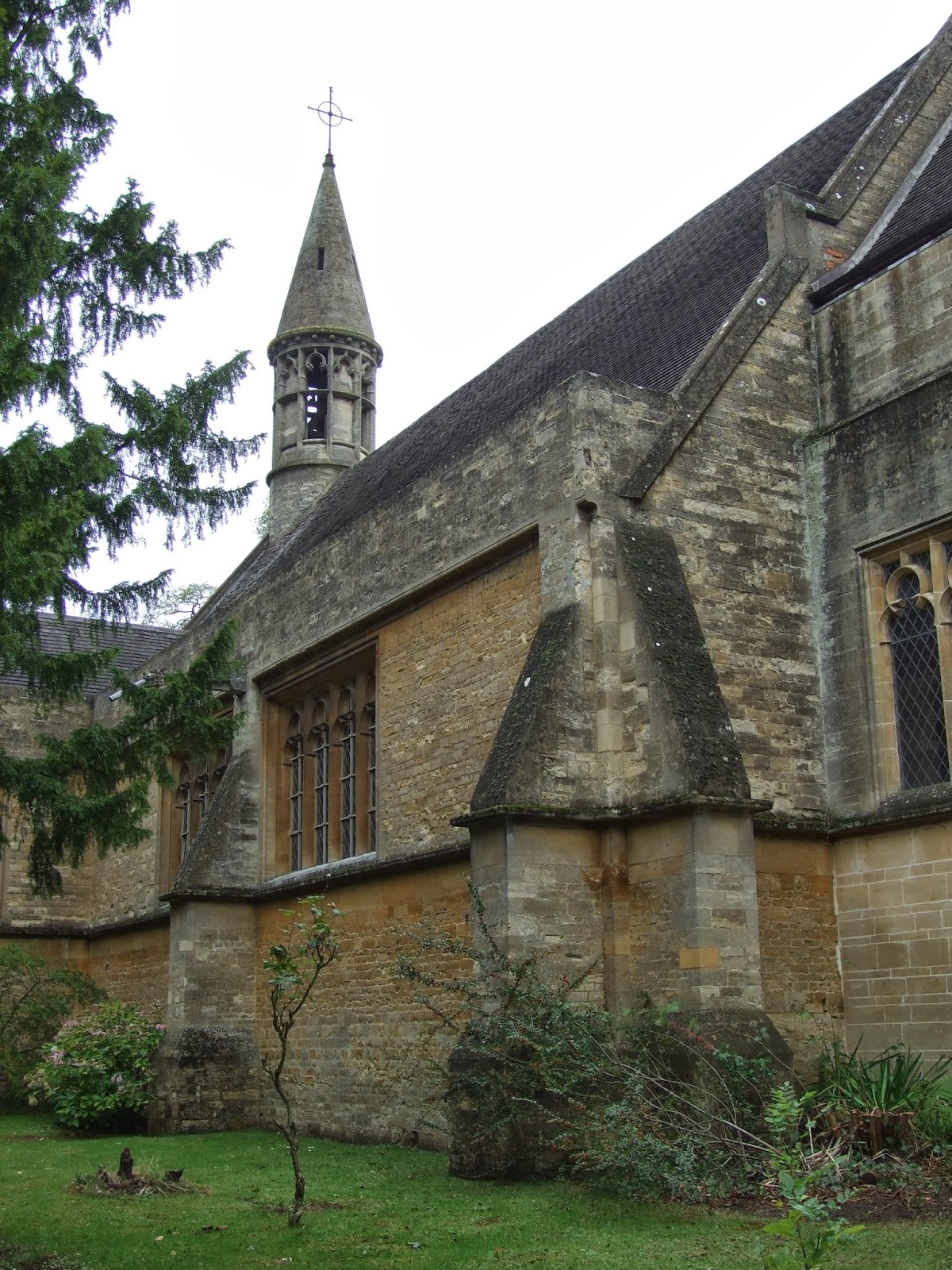 Victorian Churches: 164 - Henry Clutton: St Michael, Woburn Sands ...