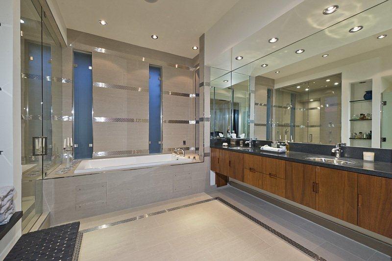 Passion For Luxury : Bachelor house