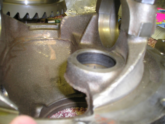 Wally&Sue: Ford nine inch detroit locker with Strange engineering case ...