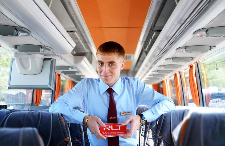 Muavin nedir ne demektir? Anlamı - Laf Sözlük