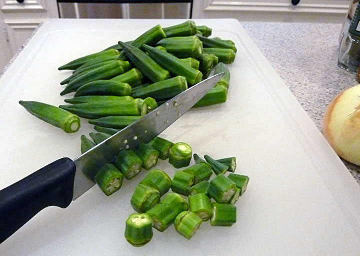 Fluffy Chix Cook: Okra and Tomatoes a Southerner's Summer Love