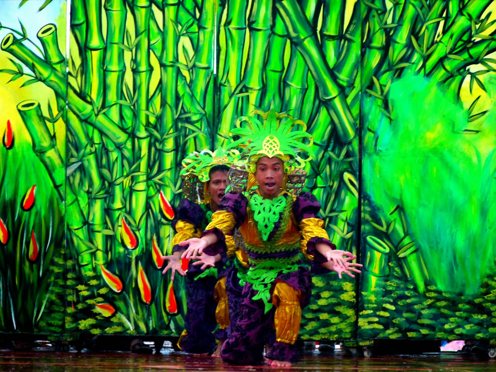 2014 PINTADOS-KASADYAAN FESTIVAL - Lakwatserong Tsinelas