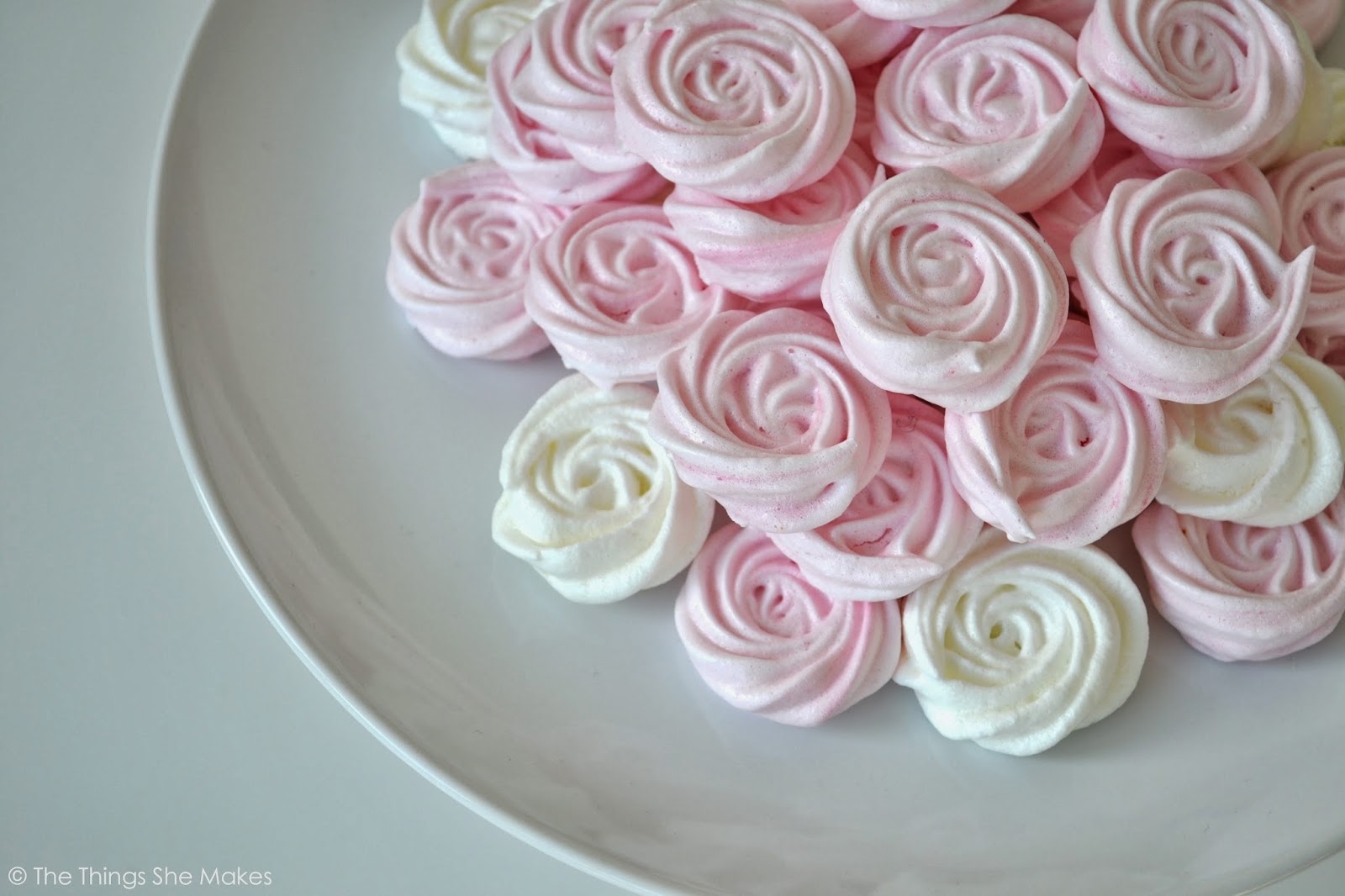 How to Make Meringue Roses | The Things She Makes