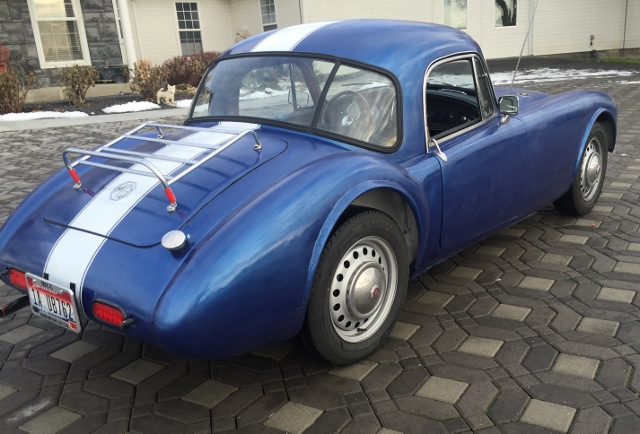 Our orphan MGA coupe: Windshield "Chrome" trim