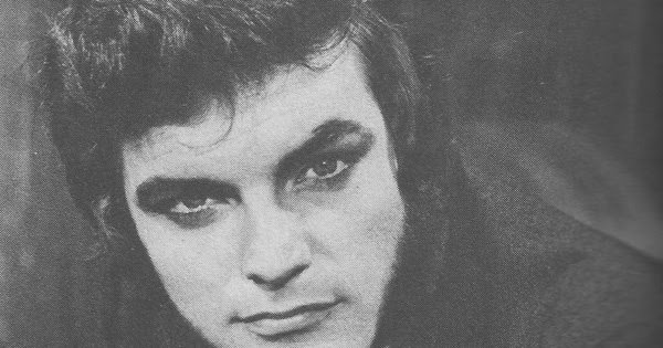 Shadows on the Wall: An Online Dark Shadows Fanzine: 1897: Quentin Collins