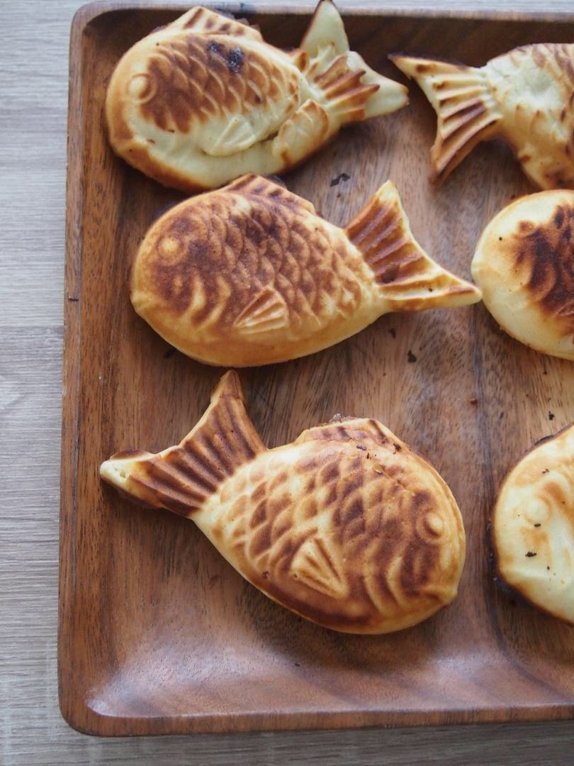 Recipe: Bungeoppang (붕어빵) Korean Fish Shaped Waffles - The Sweet Tidings