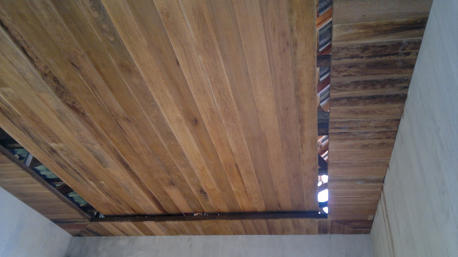 Hartanah Property Terengganu: Siling Kayu - Updates 1