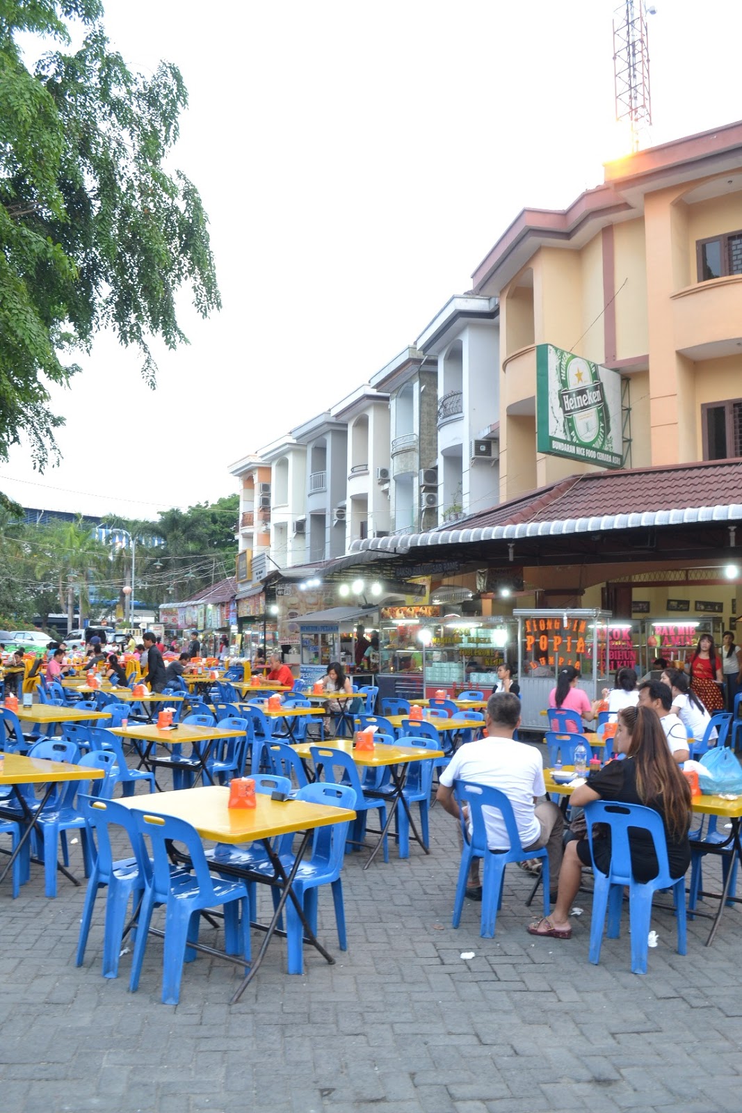 Berkuliner Ria di Kawasan Cemara Asri Medan | Medan Wisata Palsu