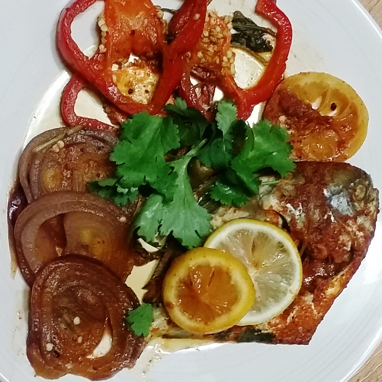 For Food lovers: Spicy oven baked whole fish