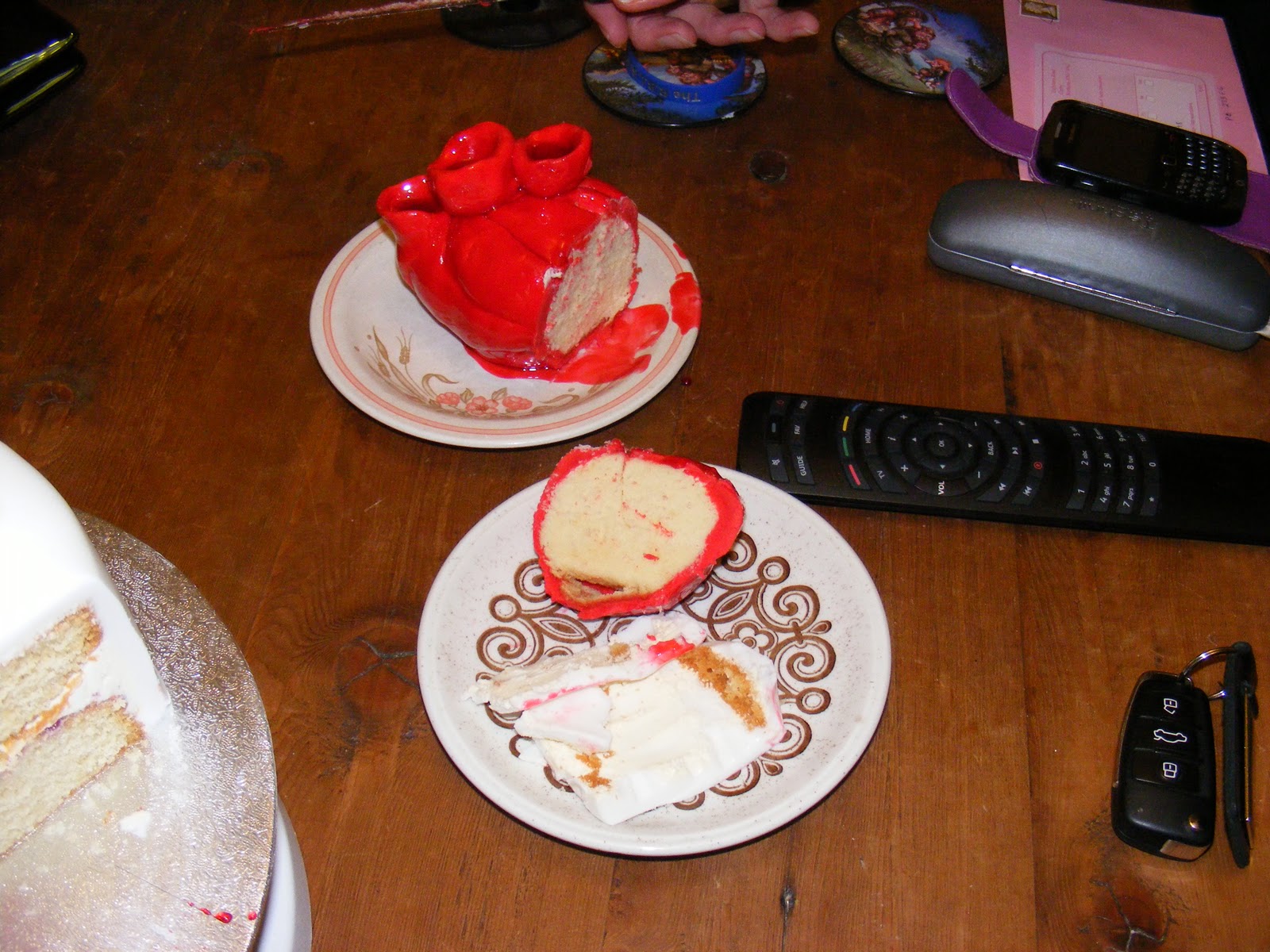 Victory Rolls & Mixing Bowls: Bleeding Heart Cake