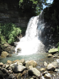 Acme Evil: Waterfall in Taipei city