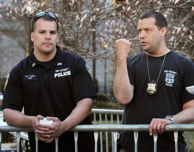 Heroic Police Officers behind the 9/11 Tragedy | Idle Channel