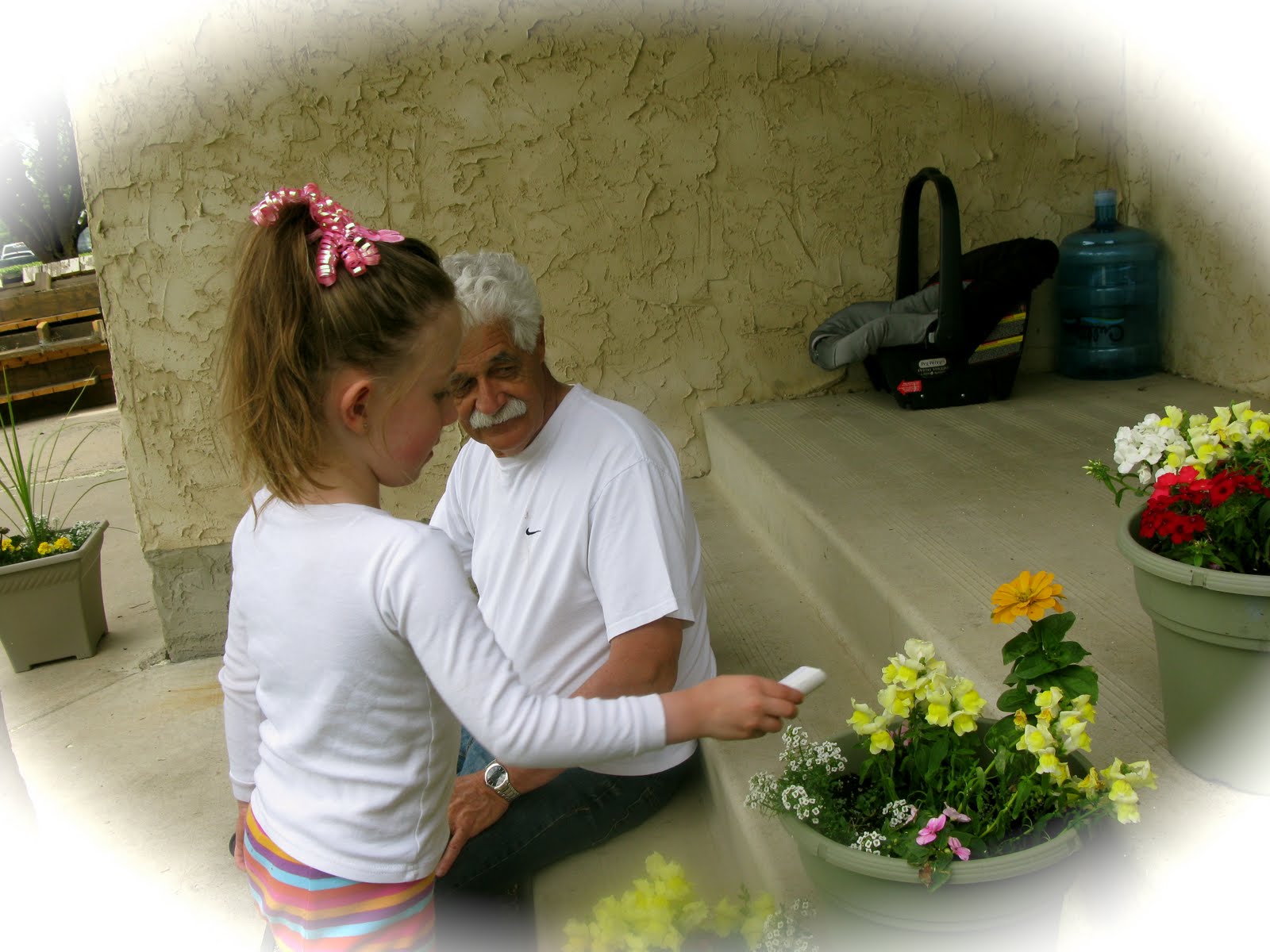 TAP into Simple: PuRpLe PoPSiCLeS... and PaDdLiNg PooLs!