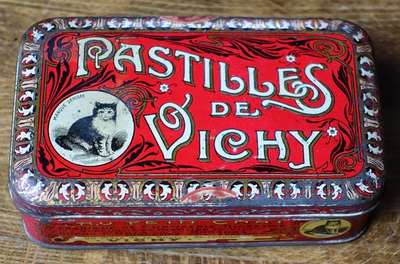 La boîte de bonbons: Pastilles Vichy - (138V)