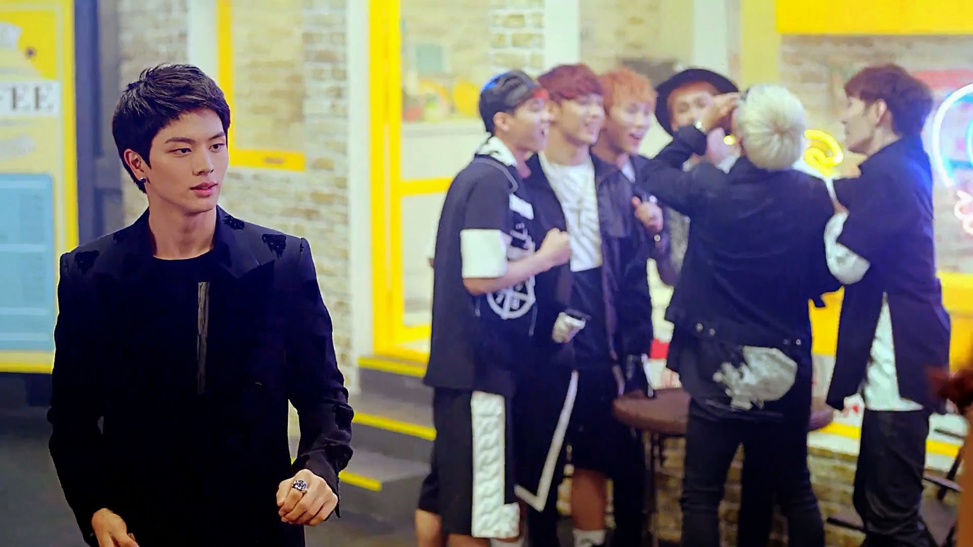 BtoB: You're So Fly MV και who-is-who | I say myeolchi // k-pop in greek