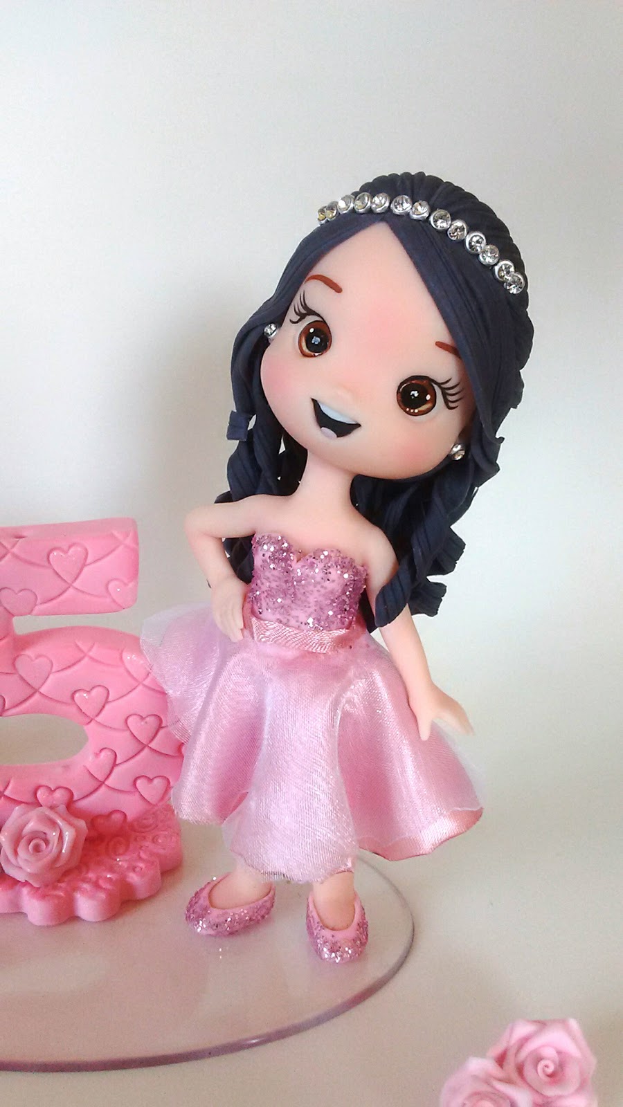 Atelier Cláudia Rangel: Topo de bolo personalizado debutante